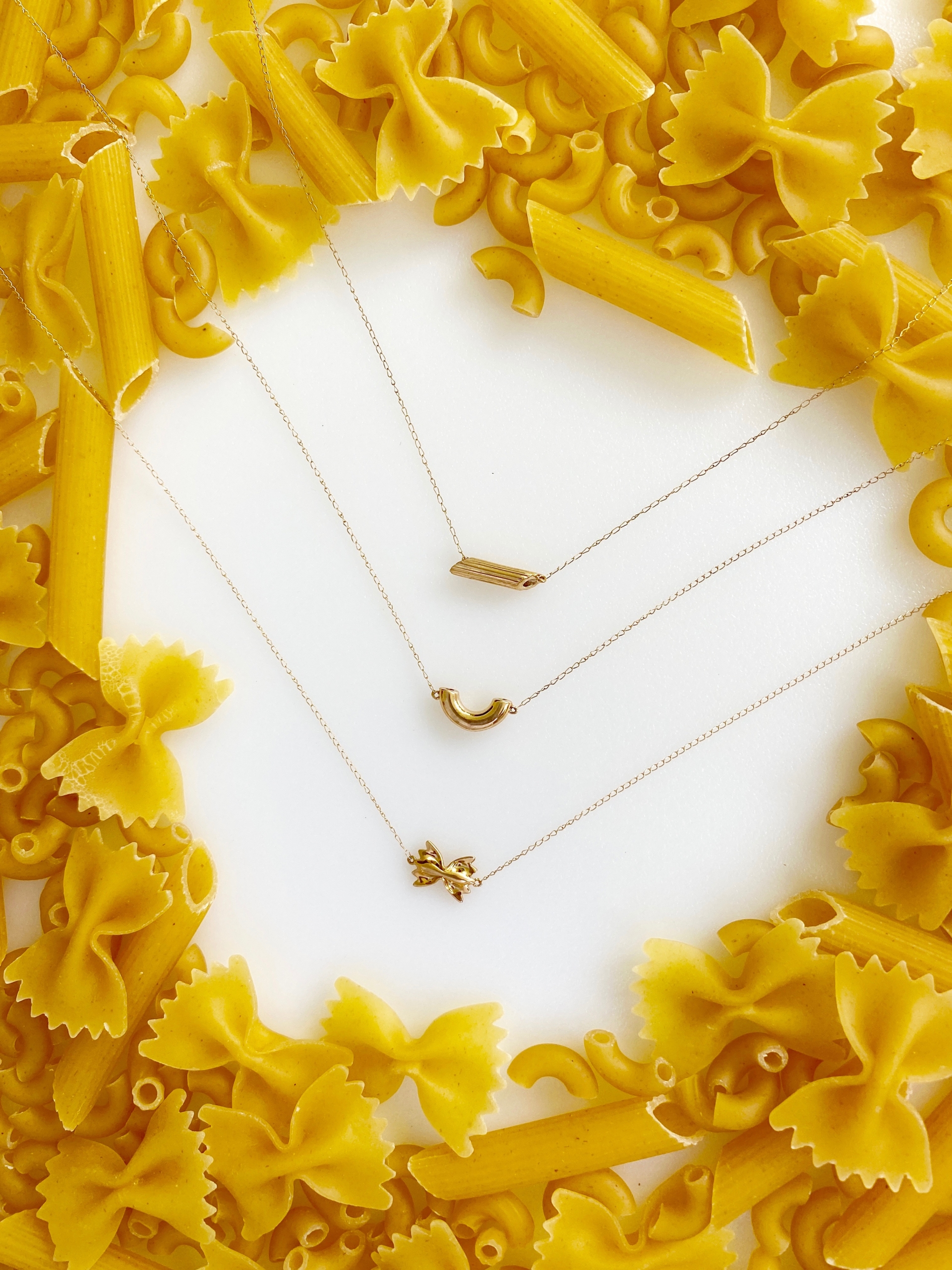 Elbow Macaroni Necklace, Mini Size, Yellow Gold Plated - Delicacies